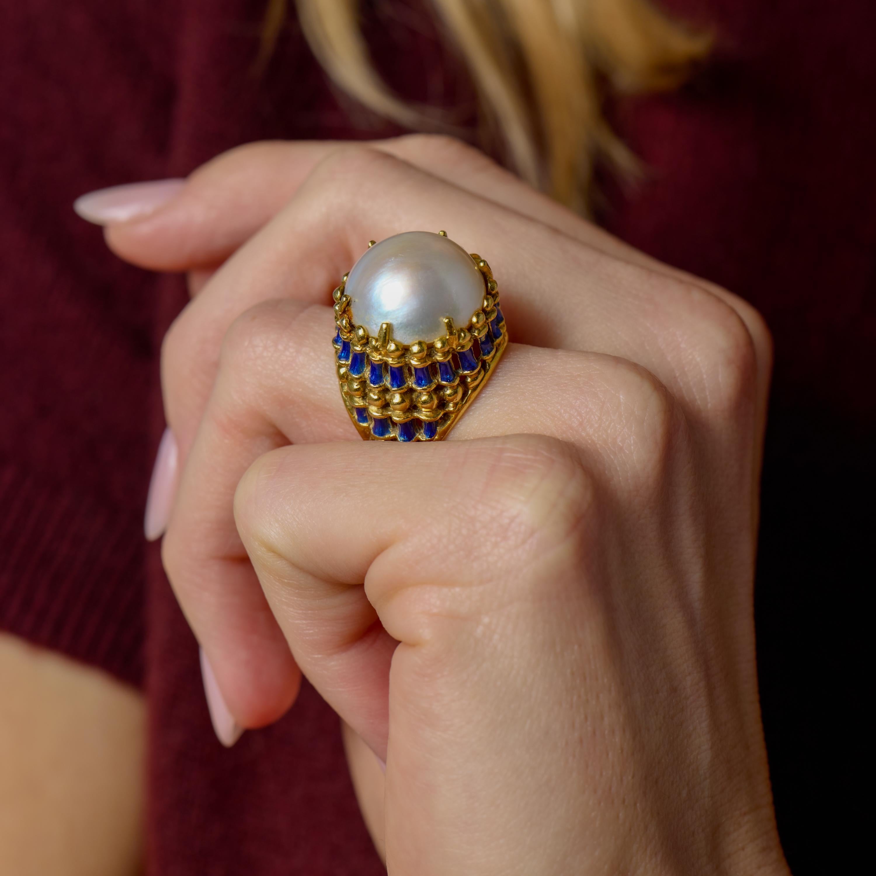 Vintage Mabé pearl 18k yellow gold and blue enamel cocktail ring – Jack ...